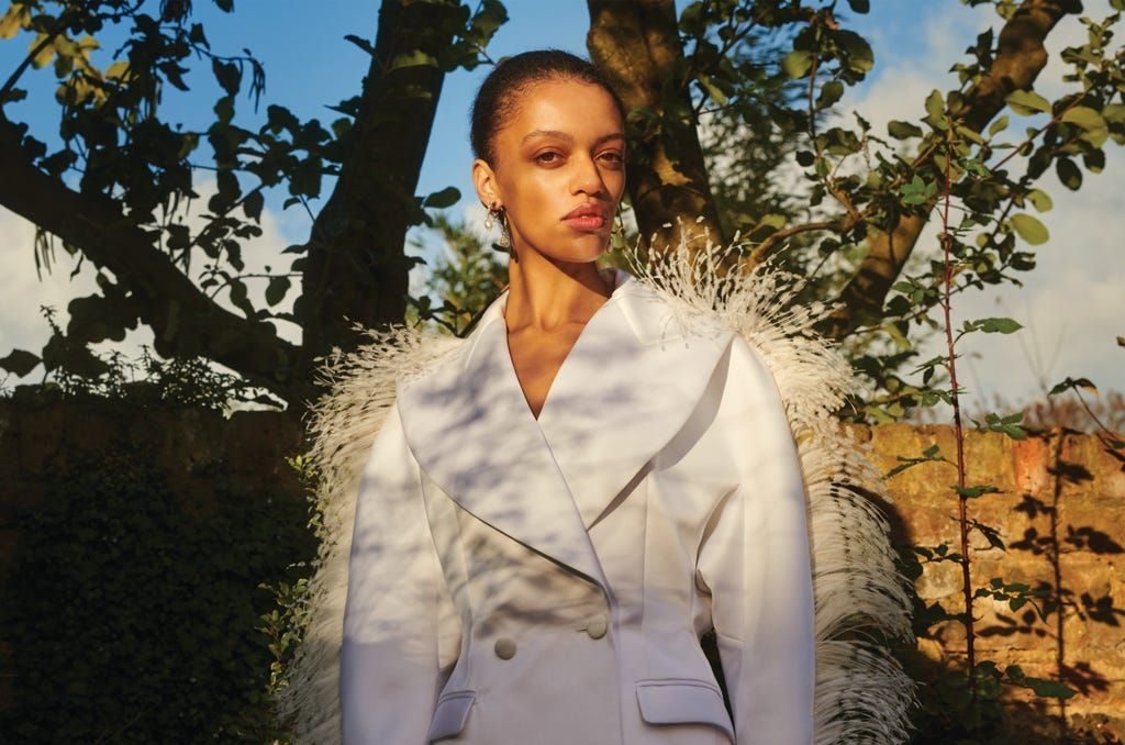 How To Rock A Monochrome Look – Rededit Magazine